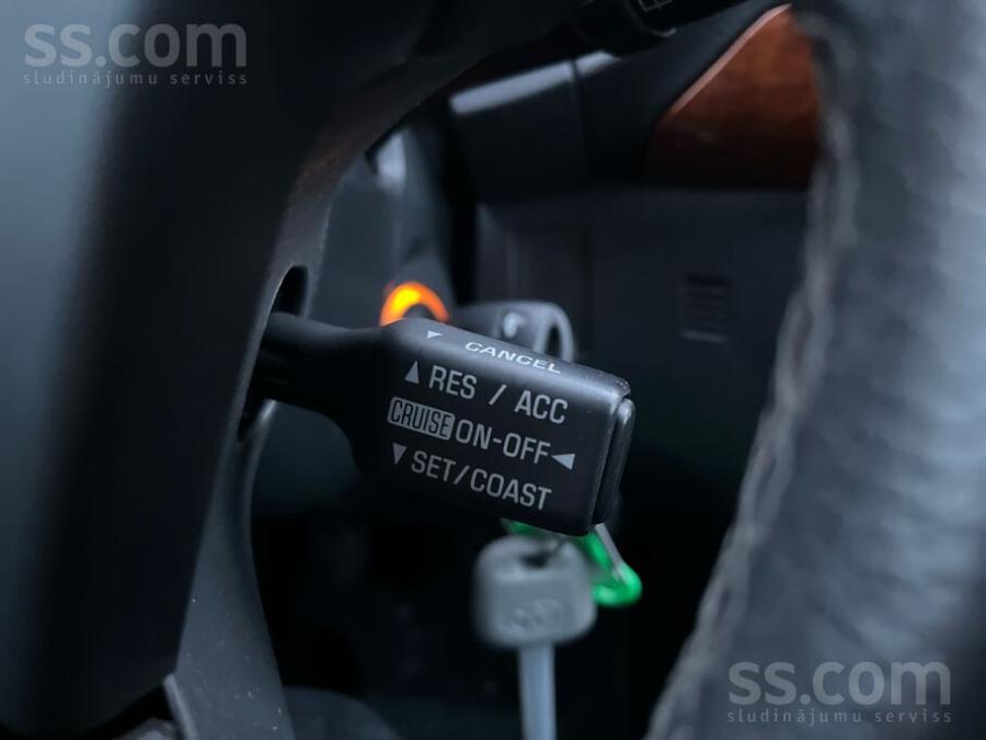 Pelēks Toyota Avensis 2007 Rīga, ar dzinēja tilpumu 2.00 L un nobraukumu 249 tūkst. km par 2990 €, foto 22 vietnē AUTOMOTO.COM.LV
