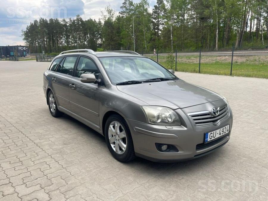Grey Toyota Avensis 2007 in Riga, with an engine capacity of 1.80 L and mileage of 0 thousand km for 2250 €, photo 8 on AUTOMOTO.COM.LV