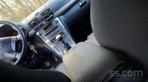 Pelēks Toyota Avensis 2007 Daugavpils, ar dzinēja tilpumu 2.20 L un nobraukumu 391 tūkst. km par 1550 €, foto 25 vietnē AUTOMOTO.COM.LV