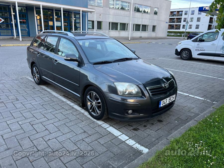Pelēks Toyota Avensis 2007 Tallina, ar dzinēja tilpumu 2.00 L un nobraukumu 260 tūkst. km par 1750 €, foto 1 vietnē AUTOMOTO.COM.LV