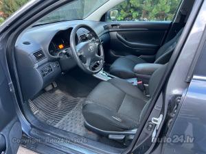 Pelēks Toyota Avensis 2007 Tallina, ar dzinēja tilpumu 2.00 L un nobraukumu 260 tūkst. km par 1750 €, foto 13 vietnē AUTOMOTO.COM.LV