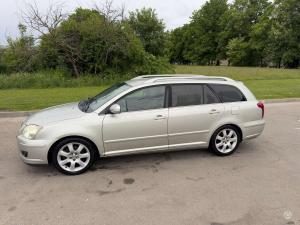 Grey Toyota Avensis 2007 in Klaipeda, with an engine capacity of 2.00 L and mileage of 417 thousand km for 1200 €, photo 3 on AUTOMOTO.COM.LV