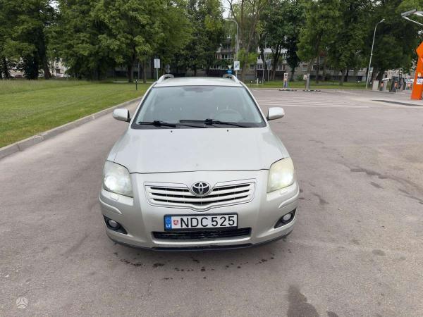 Grey Toyota Avensis 2007 in Klaipeda, with an engine capacity of 2.00 L and mileage of 417 thousand km for 1200 €, photo 6 on AUTOMOTO.COM.LV