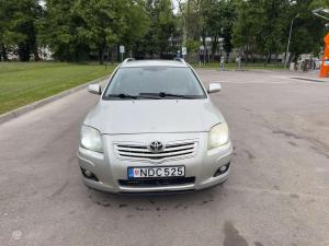 Grey Toyota Avensis 2007 in Klaipeda, with an engine capacity of 2.00 L and mileage of 417 thousand km for 1200 €, photo 7 on AUTOMOTO.COM.LV