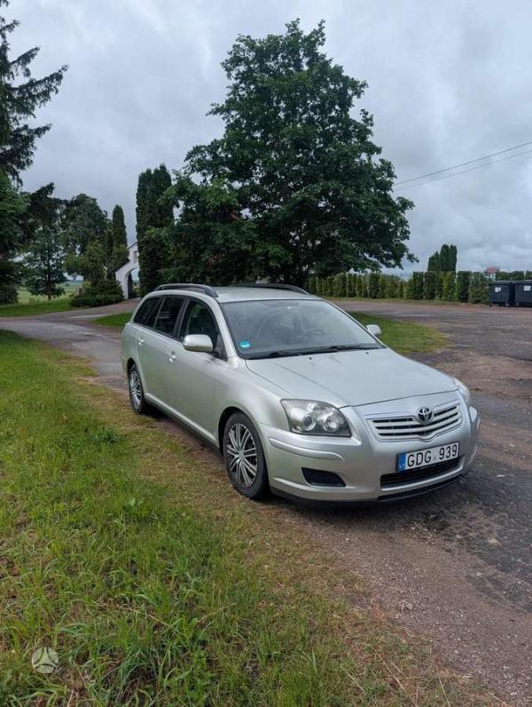 Pelēks Toyota Avensis 2007 Radviliškis, ar dzinēja tilpumu 2.00 L un nobraukumu 263 tūkst. km par 2000 €, foto 4 vietnē AUTOMOTO.COM.LV