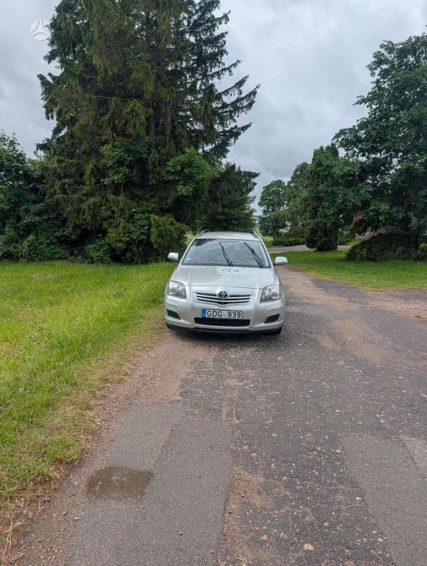 Pelēks Toyota Avensis 2007 Radviliškis, ar dzinēja tilpumu 2.00 L un nobraukumu 263 tūkst. km par 2000 €, foto 5 vietnē AUTOMOTO.COM.LV
