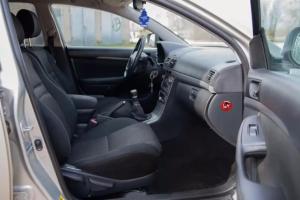 Grey Toyota Avensis 2007 in Grobiņa, with an engine capacity of 2.20 L and mileage of 390 thousand km for 2290 €, photo 10 on AUTOMOTO.COM.LV
