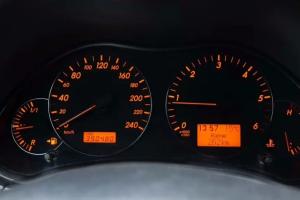 Grey Toyota Avensis 2007 in Grobiņa, with an engine capacity of 2.20 L and mileage of 390 thousand km for 2290 €, photo 21 on AUTOMOTO.COM.LV