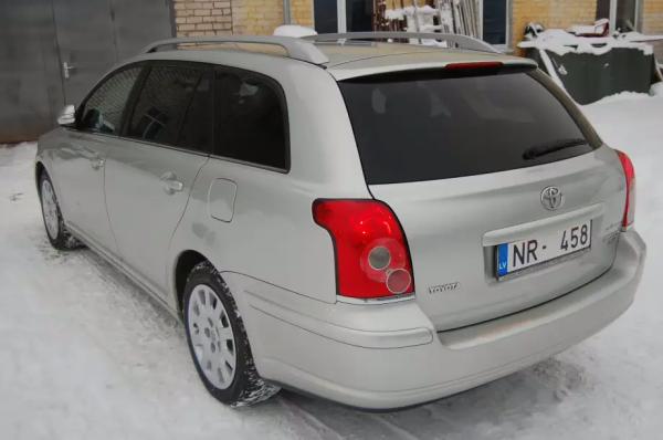 Серый Тойота Авенсис 2007 в Екабпилс, объемом двигателя 2.00 л и пробегом 243 тыс. км за 3990 €, фото 6 на AUTOMOTO.COM.LV