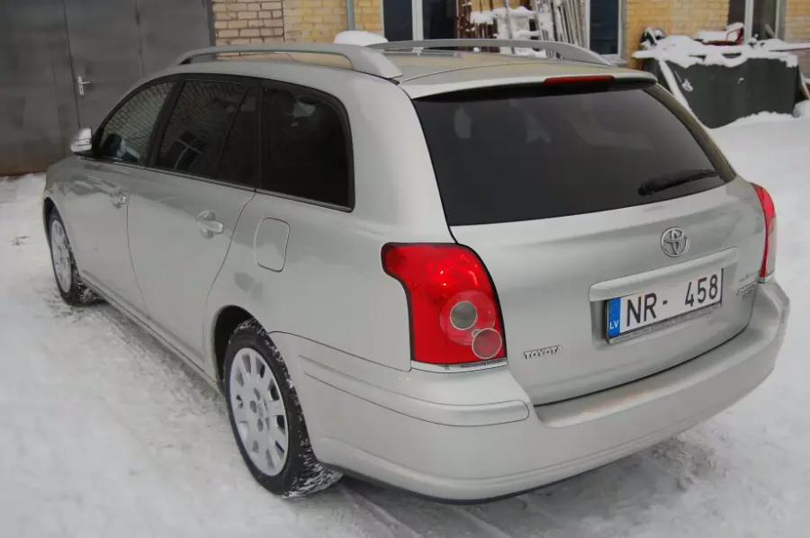 Серый Тойота Авенсис 2007 в Екабпилс, объемом двигателя 2.00 л и пробегом 243 тыс. км за 3990 €, фото 7 на AUTOMOTO.COM.LV