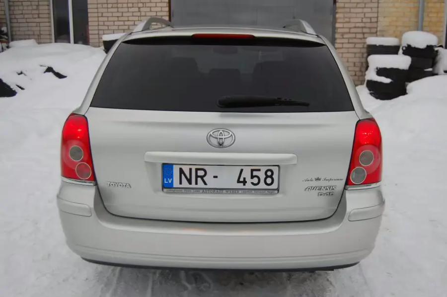 Серый Тойота Авенсис 2007 в Екабпилс, объемом двигателя 2.00 л и пробегом 243 тыс. км за 3990 €, фото 8 на AUTOMOTO.COM.LV
