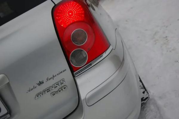 Серый Тойота Авенсис 2007 в Екабпилс, объемом двигателя 2.00 л и пробегом 243 тыс. км за 3990 €, фото 9 на AUTOMOTO.COM.LV