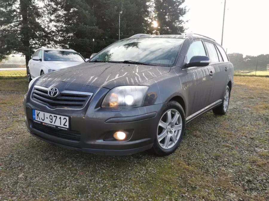 Серый Тойота Авенсис 2007 в Кулдига, объемом двигателя 2.00 л и пробегом 346 тыс. км за 2300 €, фото 1 на AUTOMOTO.COM.LV