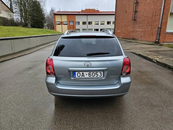 Grey Toyota Avensis 2007 in Jekabpils, with an engine capacity of 2.20 L and mileage of 244 thousand km for 3690 €, photo 7 on AUTOMOTO.COM.LV