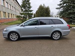Pelēks Toyota Avensis 2007 Jēkabpils, ar dzinēja tilpumu 2.20 L un nobraukumu 244 tūkst. km par 3690 €, foto 11 vietnē AUTOMOTO.COM.LV