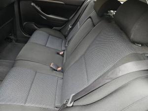 Pelēks Toyota Avensis 2007 Jēkabpils, ar dzinēja tilpumu 2.20 L un nobraukumu 244 tūkst. km par 3690 €, foto 14 vietnē AUTOMOTO.COM.LV