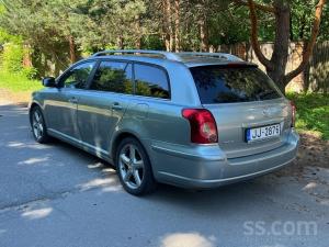 Серый Тойота Авенсис 2007 в Рига, объемом двигателя 2.20 л и пробегом 377 тыс. км за 1000 €, фото 4 на AUTOMOTO.COM.LV