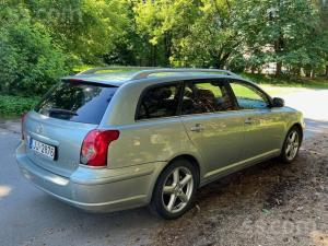 Серый Тойота Авенсис 2007 в Рига, объемом двигателя 2.20 л и пробегом 377 тыс. км за 1000 €, фото 5 на AUTOMOTO.COM.LV