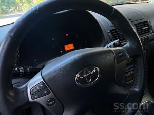 Серый Тойота Авенсис 2007 в Рига, объемом двигателя 2.20 л и пробегом 377 тыс. км за 1000 €, фото 9 на AUTOMOTO.COM.LV