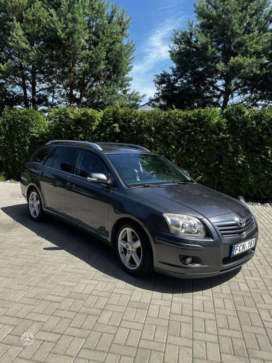 Pelēks Toyota Avensis 2007 Kauņa, ar dzinēja tilpumu 2.23 L un nobraukumu 220 tūkst. km par 1700 €, foto 5 vietnē AUTOMOTO.COM.LV