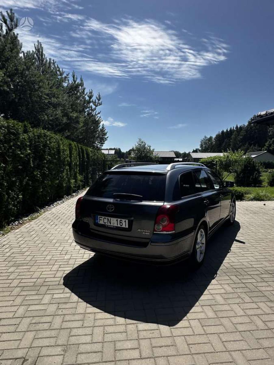 Pelēks Toyota Avensis 2007 Kauņa, ar dzinēja tilpumu 2.23 L un nobraukumu 220 tūkst. km par 1700 €, foto 6 vietnē AUTOMOTO.COM.LV