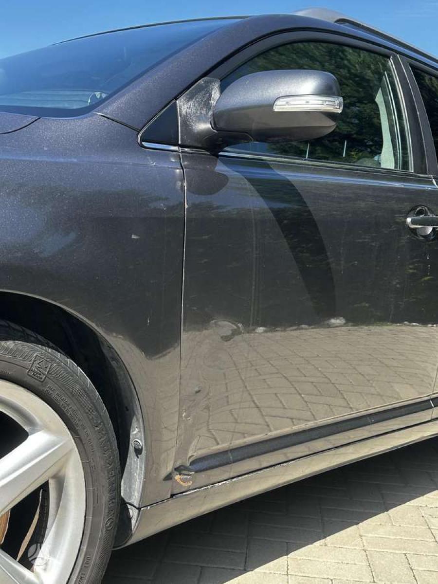 Pelēks Toyota Avensis 2007 Kauņa, ar dzinēja tilpumu 2.23 L un nobraukumu 220 tūkst. km par 1700 €, foto 13 vietnē AUTOMOTO.COM.LV
