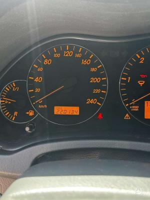 Pelēks Toyota Avensis 2007 Kauņa, ar dzinēja tilpumu 2.23 L un nobraukumu 220 tūkst. km par 1700 €, foto 16 vietnē AUTOMOTO.COM.LV