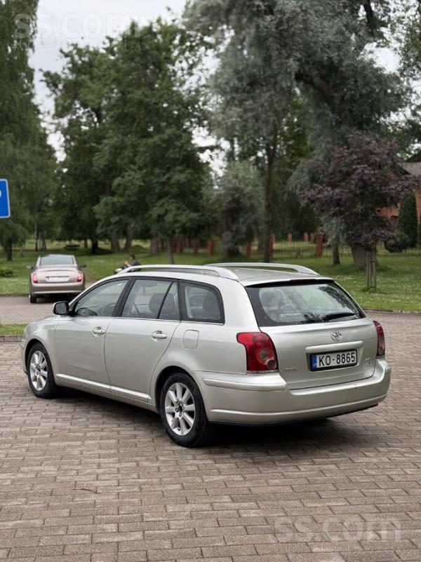 Серый Тойота Авенсис 2007 в Добеле, объемом двигателя 2.00 л и пробегом 319 тыс. км за 1650 €, фото 3 на AUTOMOTO.COM.LV