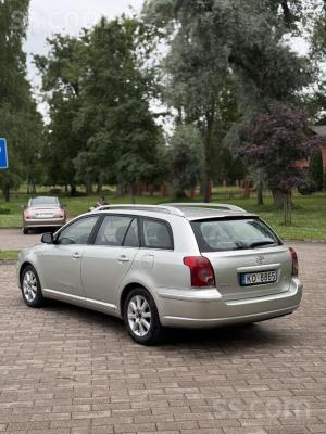 Серый Тойота Авенсис 2007 в Добеле, объемом двигателя 2.00 л и пробегом 319 тыс. км за 1650 €, фото 4 на AUTOMOTO.COM.LV