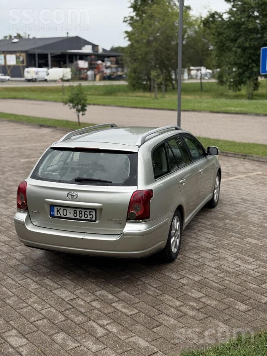 Серый Тойота Авенсис 2007 в Добеле, объемом двигателя 2.00 л и пробегом 319 тыс. км за 1650 €, фото 5 на AUTOMOTO.COM.LV