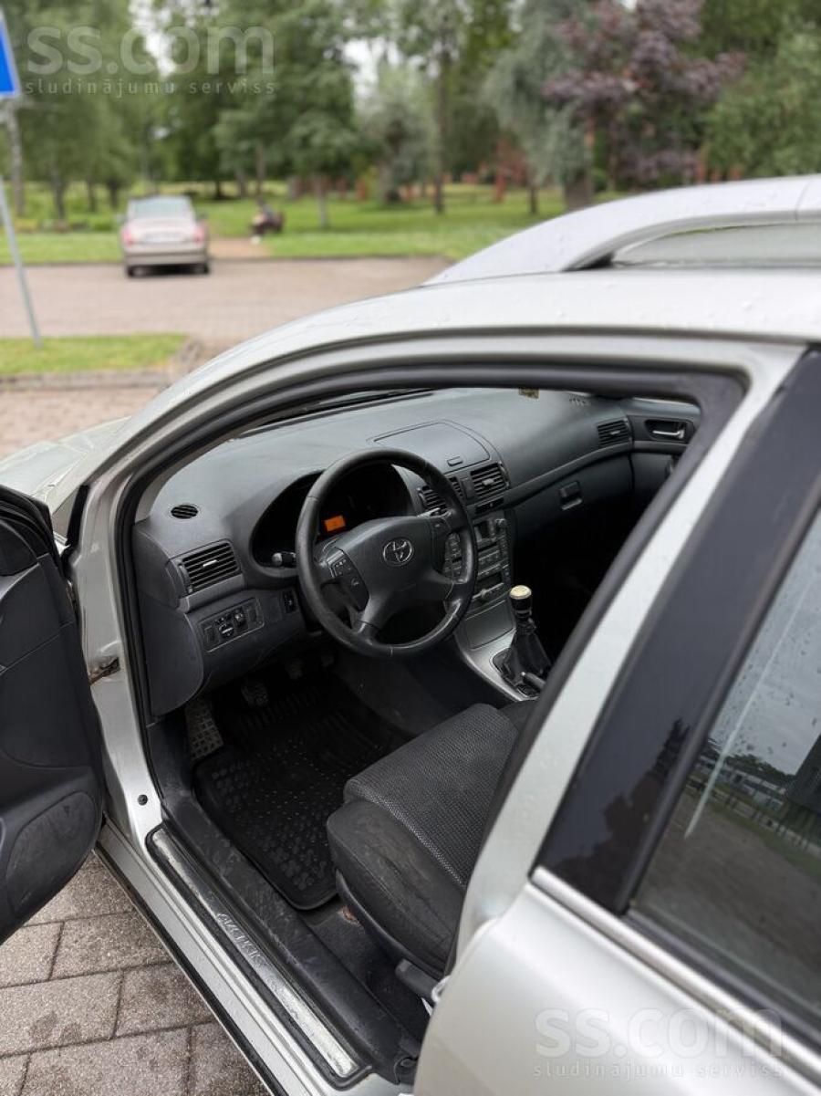 Серый Тойота Авенсис 2007 в Добеле, объемом двигателя 2.00 л и пробегом 319 тыс. км за 1650 €, фото 7 на AUTOMOTO.COM.LV