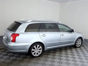 Pelēks Toyota Avensis 2007 Tallina, ar dzinēja tilpumu 2.00 L un nobraukumu 338 tūkst. km par 1499 €, foto 4 vietnē AUTOMOTO.COM.LV