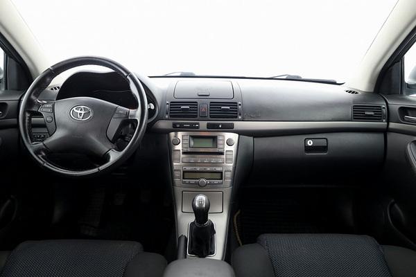 Pelēks Toyota Avensis 2007 Tallina, ar dzinēja tilpumu 2.00 L un nobraukumu 338 tūkst. km par 1499 €, foto 5 vietnē AUTOMOTO.COM.LV