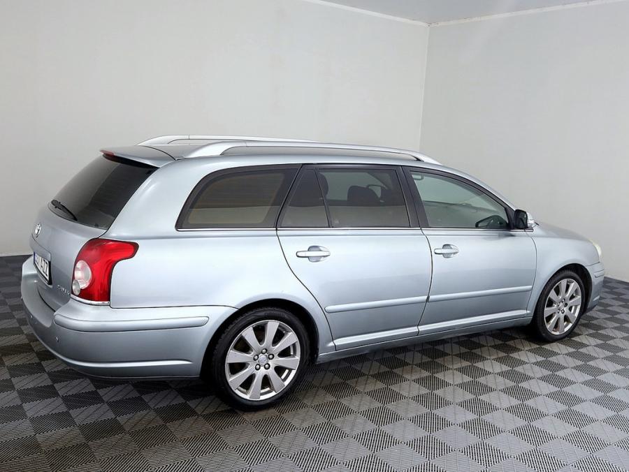 Pelēks Toyota Avensis 2007 Tallina, ar dzinēja tilpumu 2.00 L un nobraukumu 338 tūkst. km par 1499 €, foto 12 vietnē AUTOMOTO.COM.LV