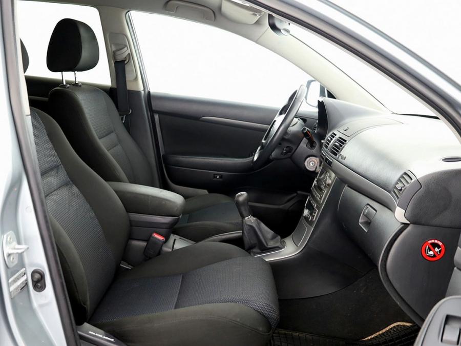 Pelēks Toyota Avensis 2007 Tallina, ar dzinēja tilpumu 2.00 L un nobraukumu 338 tūkst. km par 1499 €, foto 15 vietnē AUTOMOTO.COM.LV