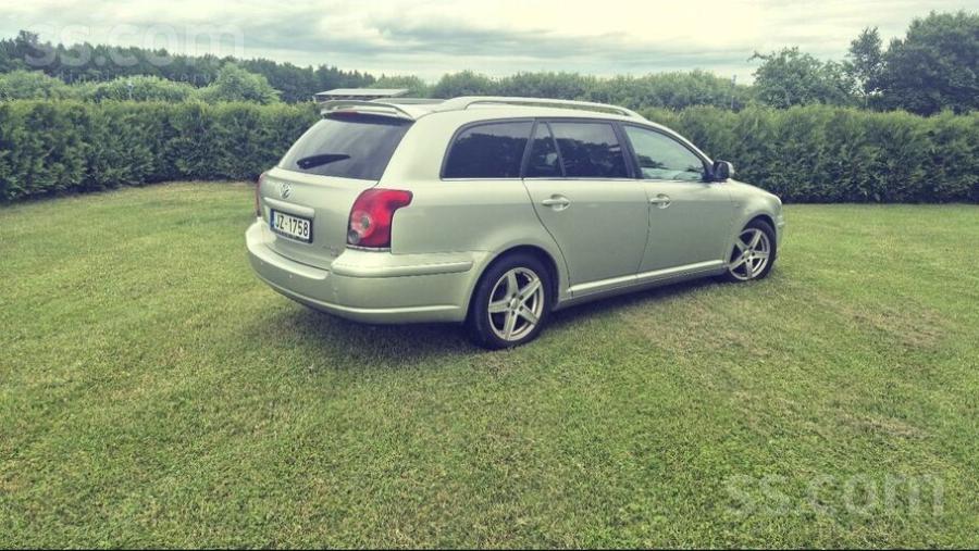 Pelēks Toyota Avensis 2007 Dobele, ar dzinēja tilpumu 2.20 L un nobraukumu 329 tūkst. km par 2600 €, foto 4 vietnē AUTOMOTO.COM.LV