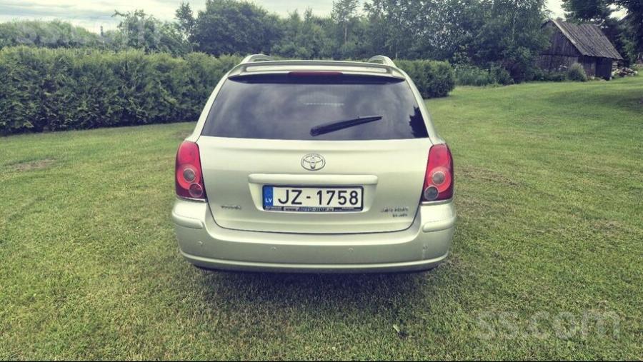 Pelēks Toyota Avensis 2007 Dobele, ar dzinēja tilpumu 2.20 L un nobraukumu 329 tūkst. km par 2600 €, foto 5 vietnē AUTOMOTO.COM.LV