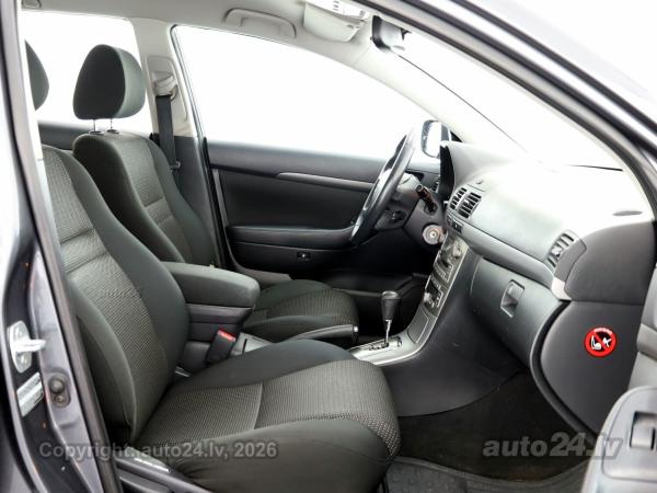Серый Тойота Авенсис 2007 в Таллин, объемом двигателя 2.00 л и пробегом 259 тыс. км за 1499 €, фото 6 на AUTOMOTO.COM.LV