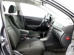 Pelēks Toyota Avensis 2007 Tallina, ar dzinēja tilpumu 2.00 L un nobraukumu 259 tūkst. km par 1499 €, foto 7 vietnē AUTOMOTO.COM.LV