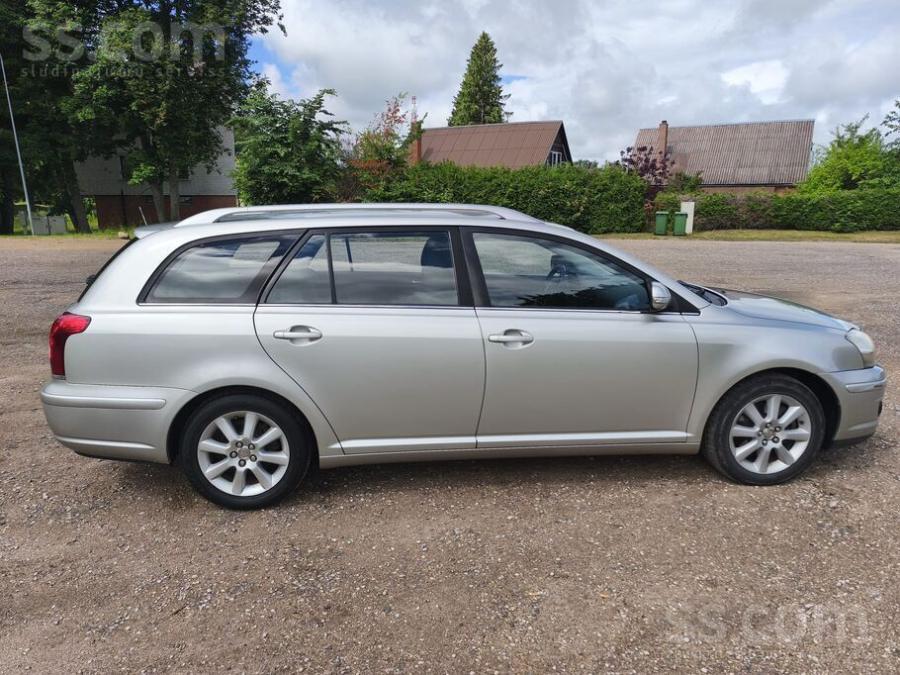 Grey Toyota Avensis 2007 in Preili, with an engine capacity of 2.00 L and mileage of 325 thousand km for 1500 €, photo 7 on AUTOMOTO.COM.LV