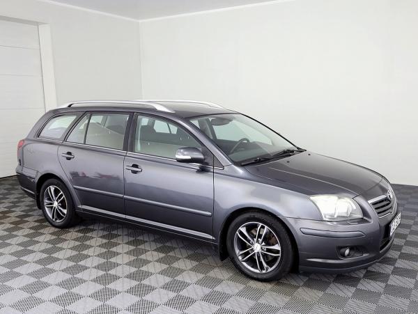 Grey Toyota Avensis 2007 in Tallinn, with an engine capacity of 2.00 L and mileage of 259 thousand km for 1499 €, photo 9 on AUTOMOTO.COM.LV