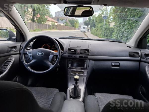 Pelēks Toyota Avensis 2007 Rīga, ar dzinēja tilpumu 2.20 L un nobraukumu 378 tūkst. km par 1680 €, foto 7 vietnē AUTOMOTO.COM.LV