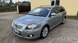 Pelēks Toyota Avensis 2007 Rēzekne, ar dzinēja tilpumu 2.20 L un nobraukumu 0 tūkst. km par 2450 €, foto  vietnē AUTOMOTO.COM.LV