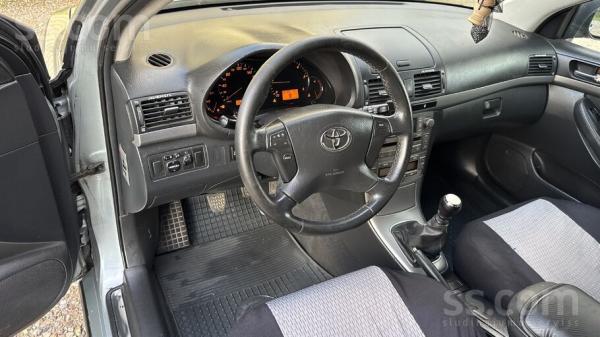 Pelēks Toyota Avensis 2007 Rēzekne, ar dzinēja tilpumu 2.20 L un nobraukumu 0 tūkst. km par 2450 €, foto 8 vietnē AUTOMOTO.COM.LV