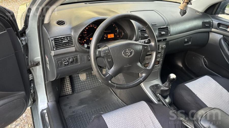 Pelēks Toyota Avensis 2007 Rēzekne, ar dzinēja tilpumu 2.20 L un nobraukumu 0 tūkst. km par 2450 €, foto 9 vietnē AUTOMOTO.COM.LV