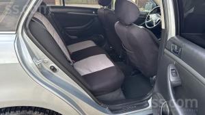 Pelēks Toyota Avensis 2007 Rēzekne, ar dzinēja tilpumu 2.20 L un nobraukumu 0 tūkst. km par 2450 €, foto 13 vietnē AUTOMOTO.COM.LV