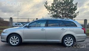 Pelēks Toyota Avensis 2007 Daugavpils, ar dzinēja tilpumu 2.00 L un nobraukumu 284 tūkst. km par 2499 €, foto  vietnē AUTOMOTO.COM.LV