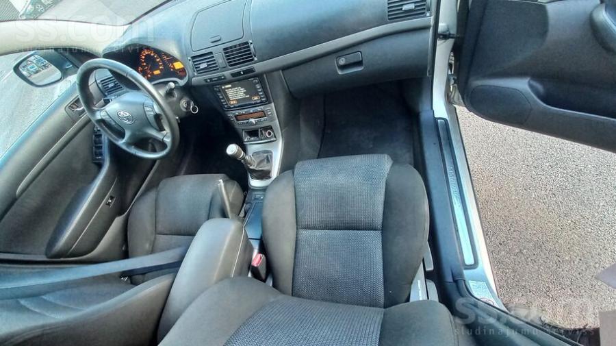Pelēks Toyota Avensis 2007 Daugavpils, ar dzinēja tilpumu 2.00 L un nobraukumu 284 tūkst. km par 2499 €, foto 7 vietnē AUTOMOTO.COM.LV