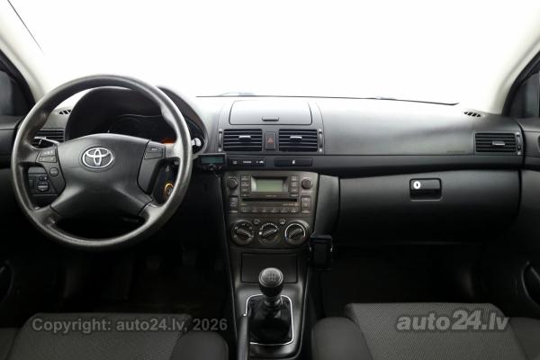 Grey Toyota Avensis 2007 in Tallinn, with an engine capacity of 2.00 L and mileage of 307 thousand km for 1799 €, photo 5 on AUTOMOTO.COM.LV