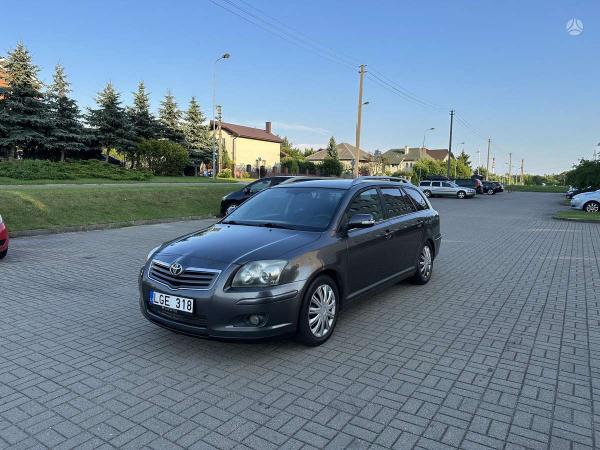 Grey Toyota Avensis 2007 in Klaipeda, with an engine capacity of 2.00 L and mileage of 345 thousand km for 1050 €, photo 1 on AUTOMOTO.COM.LV